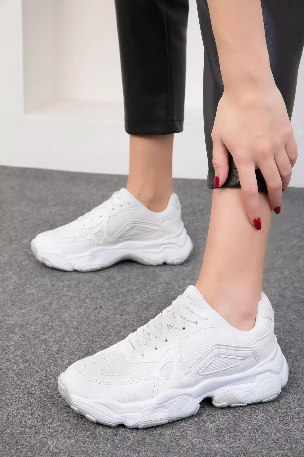 Jual Soho Mesh Panelled Sneakers Original 2025 | ZALORA Indonesia