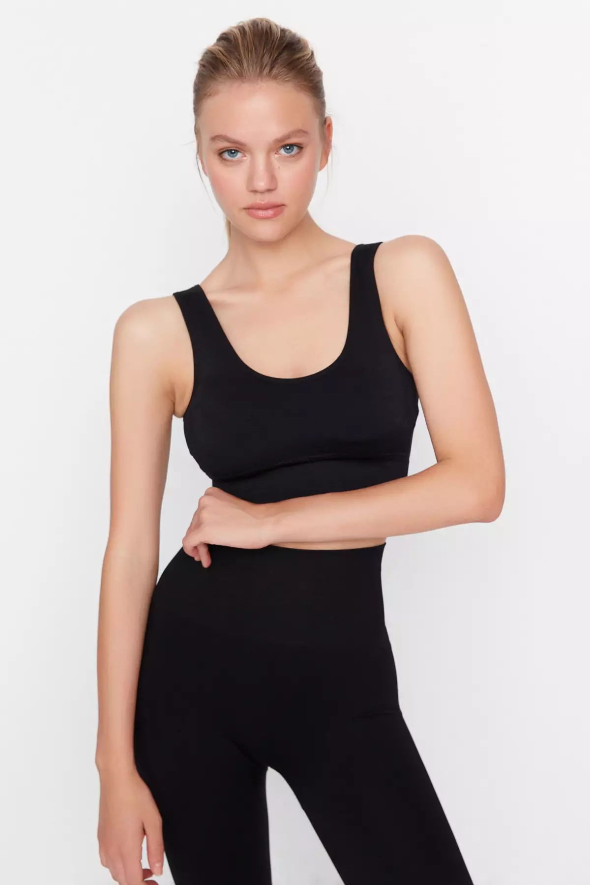 Buy Trendyol Textured Sports Bra 2025 Online | ZALORA