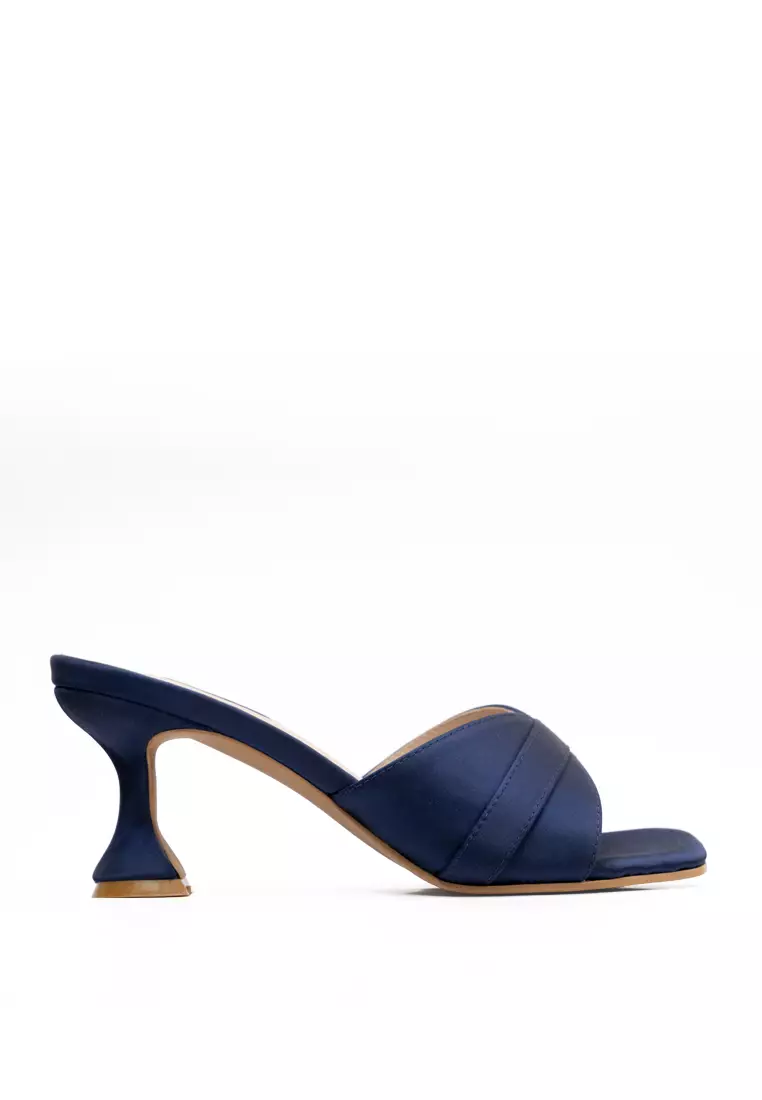 Buy Zanea Shoes Atlas Mules (Blue) 2025 Online | ZALORA Philippines