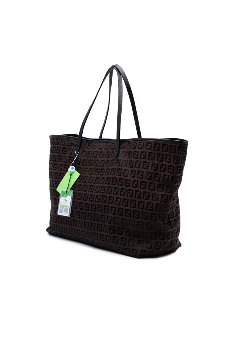 網上選購 Fendi 二手芬迪中型西葫蘆帆布捲式托特包 2025 系列 | ZALORA香港