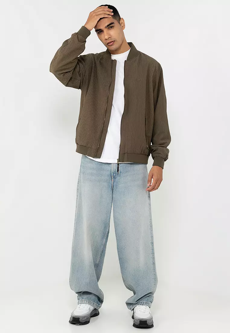 Buy Pull & Bear Basic Bomber Jacket 2024 Online | ZALORA