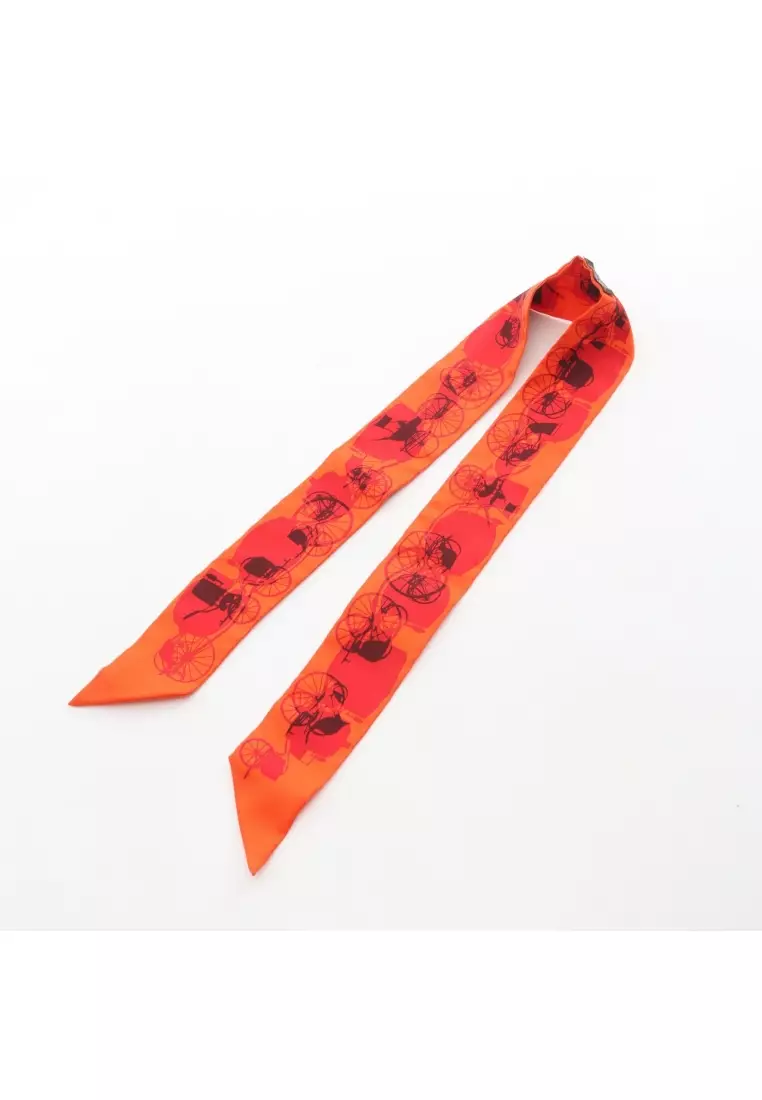 Buy Hermès Pre-Loved Hermès twilly ribbon scarf carriage pattern silk ...