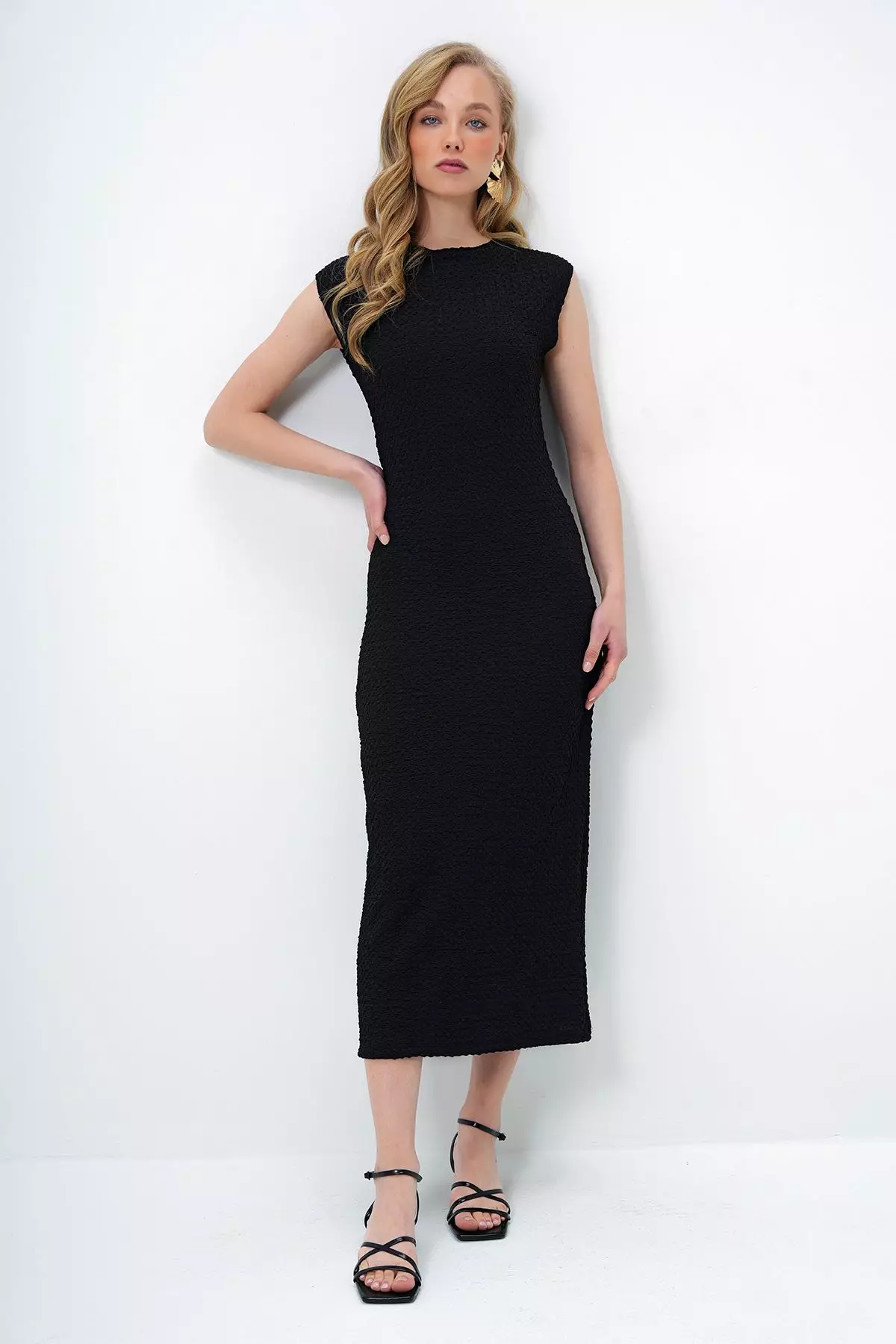 Buy Alacati Women's Black Crew Neck Dirty Stitching Detailed Wrap Woven ...