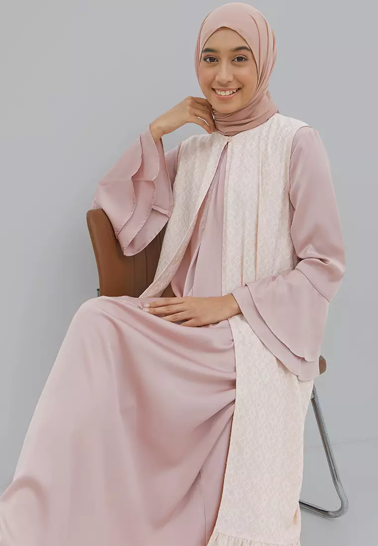Jual Geela Geela X Aurelie Hermansyah - Safiyah Two Set Dress Pink (G ...