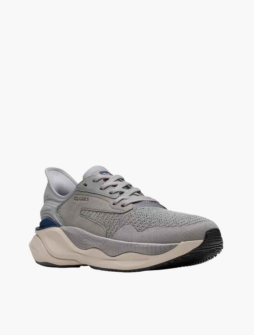 Jual CLARKS Clarks Clarks Pace Grey Original 2026 | ZALORA Indonesia