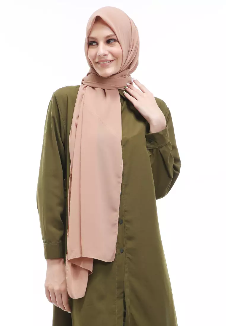 Jual Evernoon Sakilah Hijab Pashmina Ceruty Baby Doll Wanita Polos Relaxed Fit - Cream Original ...