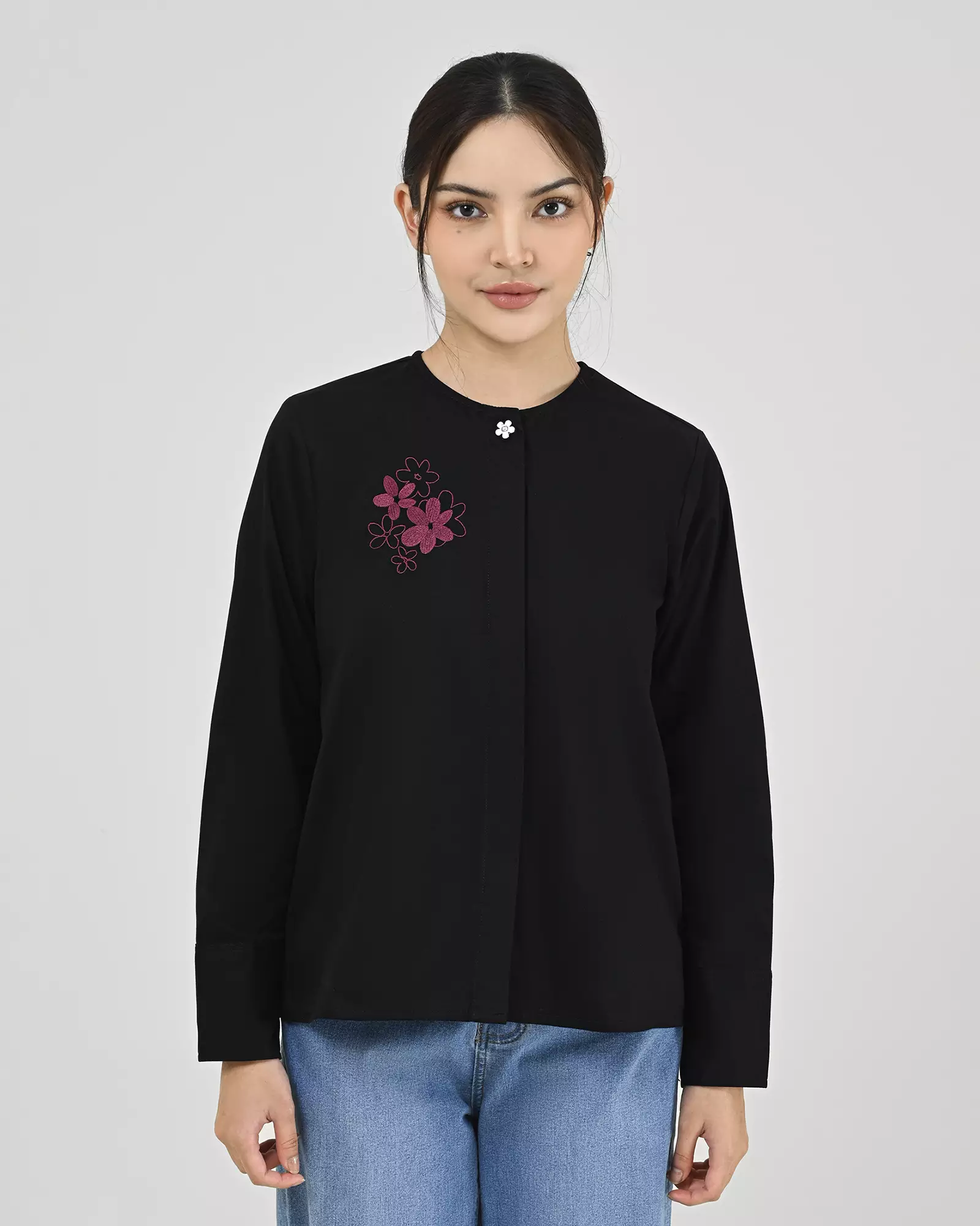 Jual geulis.id Geulis.id MONARA OUTER - Black Original 2025 | ZALORA ...