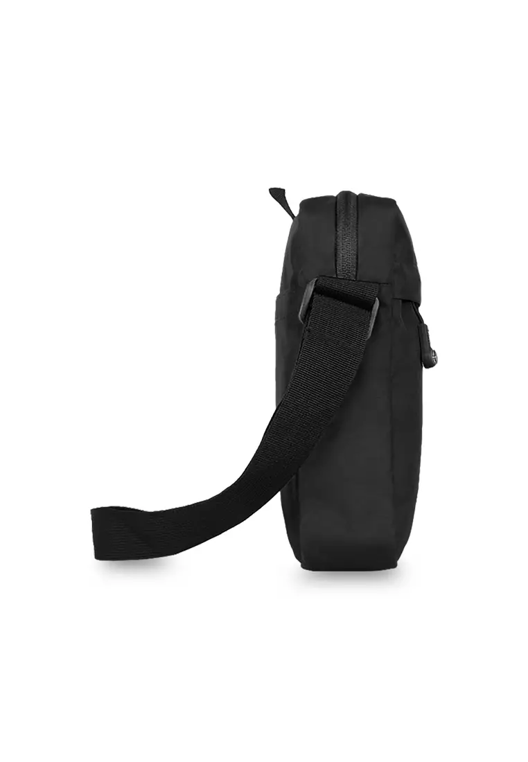 Jual TORCH.ID Torch Namchon Black Sling Bag Original 2024 | ZALORA ...
