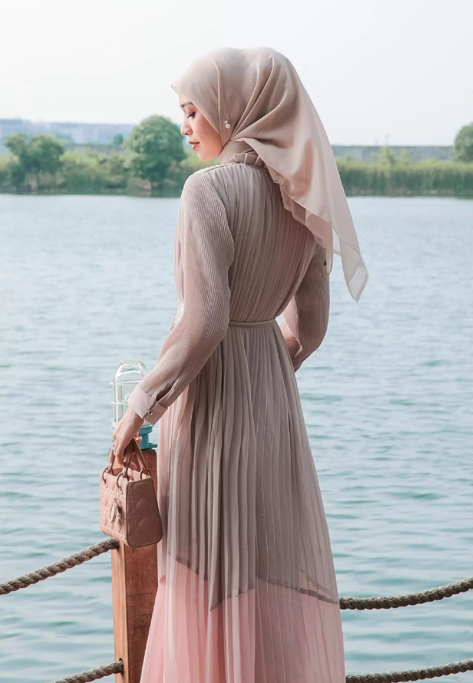 Jual LISH Rheva Dress - Desert Rose Original 2024 | ZALORA Indonesia