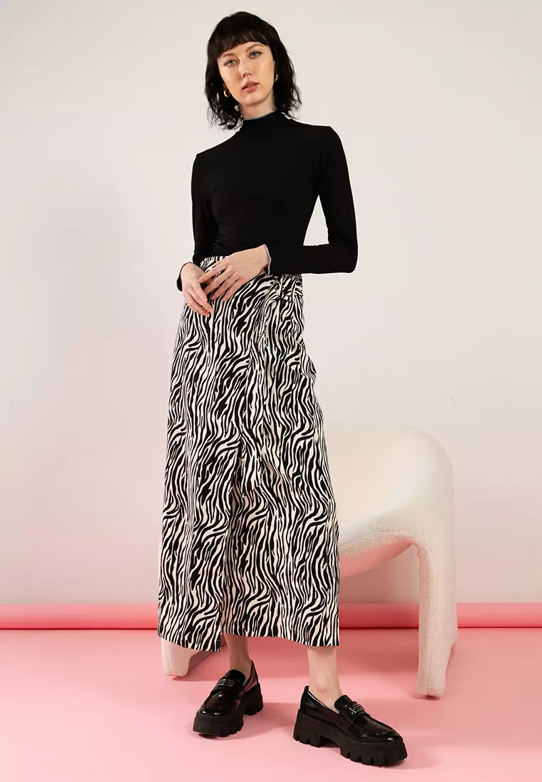 Buy Lubna Textured Knit High Neck Inner 2024 Online | ZALORA Philippines