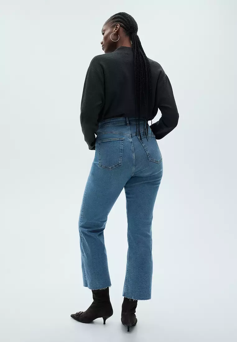 Jual Mango Sienna Flared Cropped Jeans Original 2025 | ZALORA Indonesia