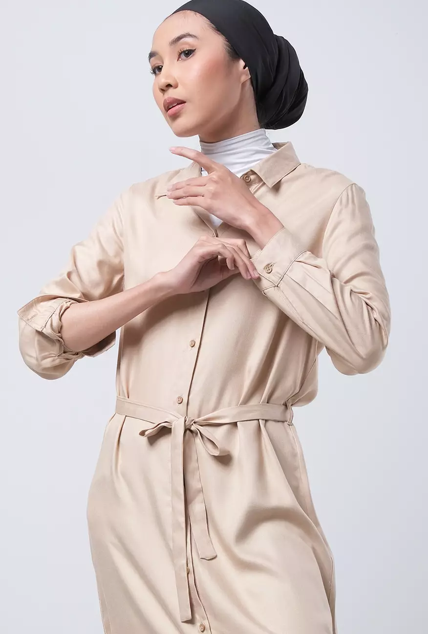 Jual LOGO JEANS Dress Lulla Beige Cream Original 2025 | ZALORA Indonesia