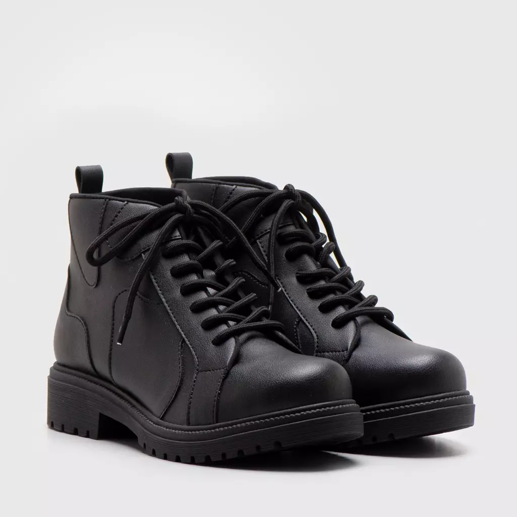 Jual Adorableprojects Moo Boots Black Original 2025 | ZALORA Indonesia