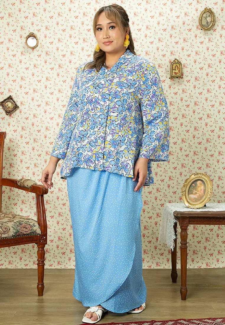 Buy Lubna ARISSA PLUS SIZE HANDKERCHIEF KEBAYA SET 2025 Online | ZALORA
