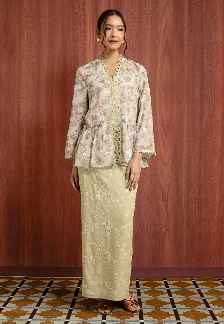 Buy ZALIA BASICS NELISA KURUNG SET 2026 Online | ZALORA