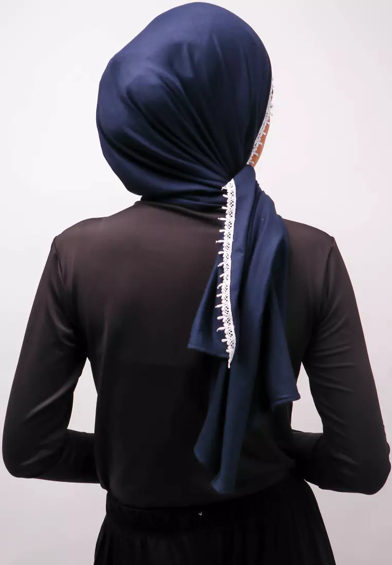 Jual DAW Project DH066 Lace Putih Hijab Pashmina Navy Original 2025 | ZALORA Indonesia
