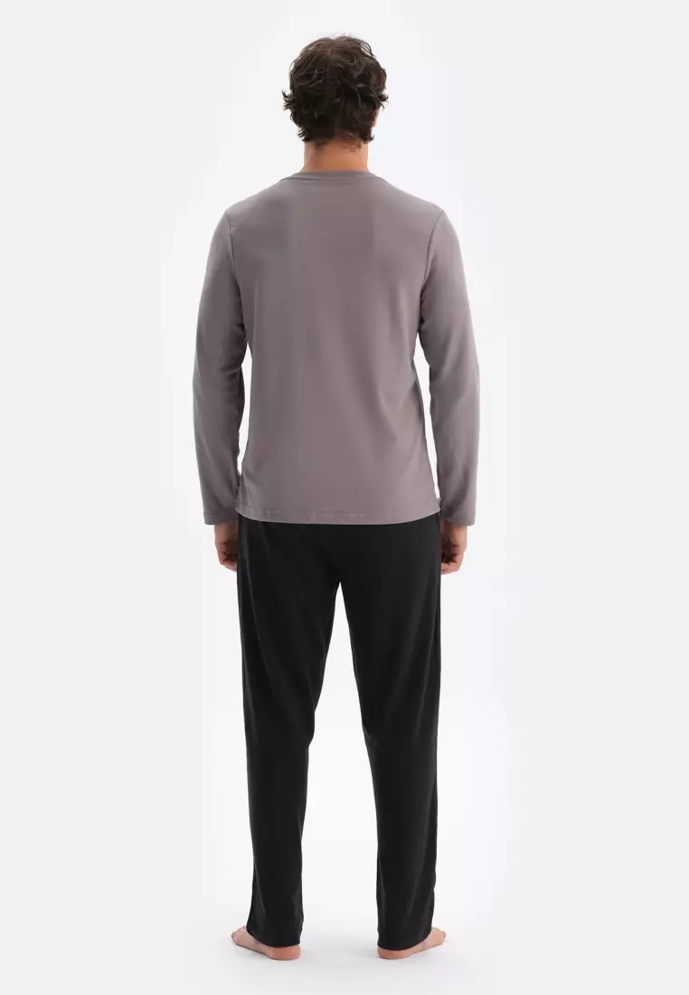 Buy DAGİ Smoke Celliant T-Shirt & Trousers Set, Crew Neck, Regular Fit ...