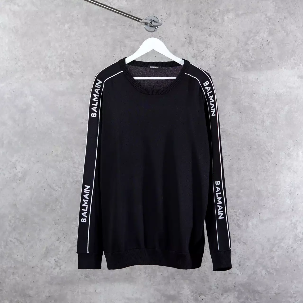 Jual Balmain Sweater BALMAIN BAND TAPE TEXT SHOULDER WHITE BLACK ...