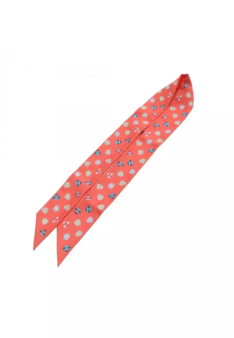 Buy Chanel Pre-Loved Chanel coco mark heart ribbon scarf all-over ...