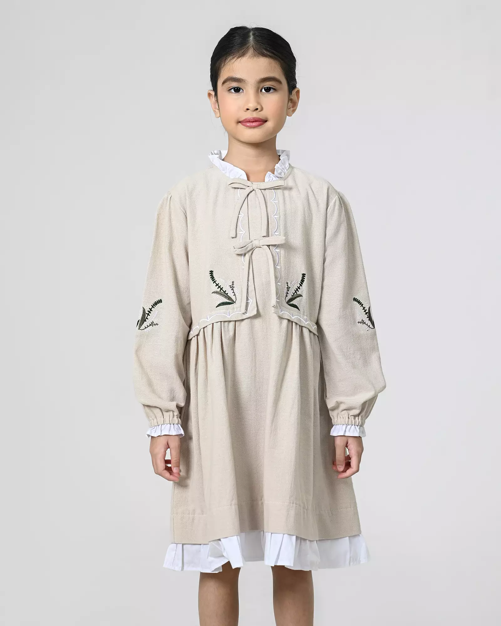 Jual geulis.id Geulis.id PETITO DRESS - OAT Original 2026 | ZALORA ...