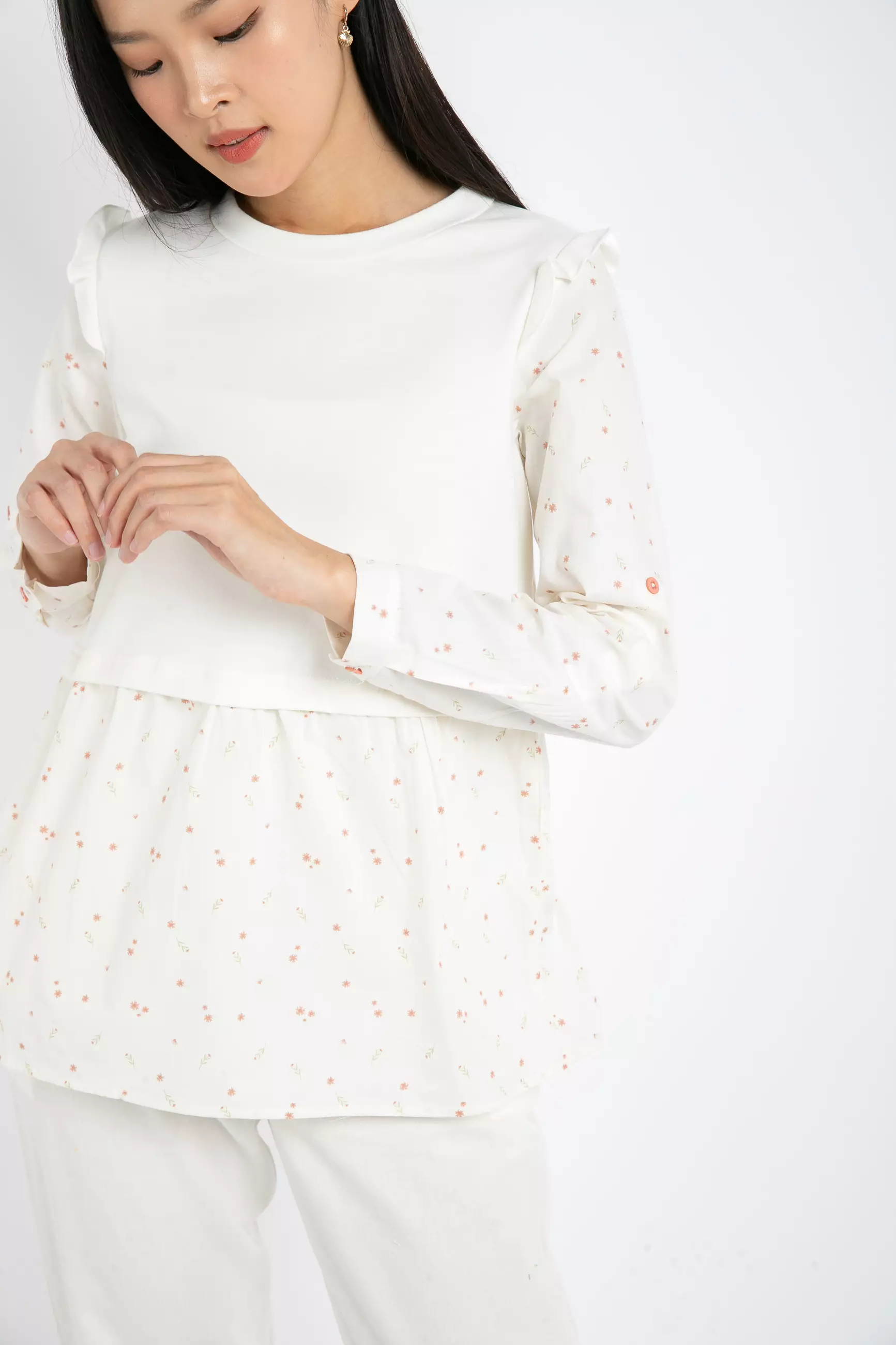 Jual ULTRAVIOLET Ultraviolet Sweet Mix Knit Top 827 Ivory x Almond ...