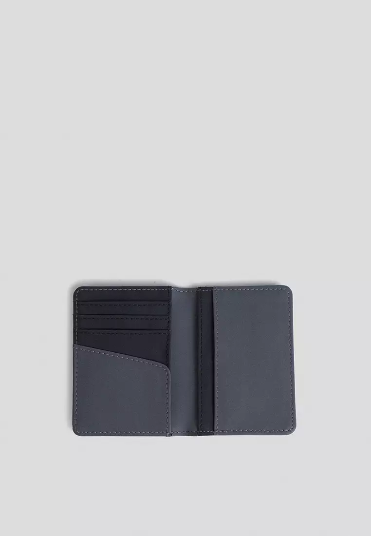 Buy REGATTA Bi-Fold Card Case 2025 Online | ZALORA Philippines