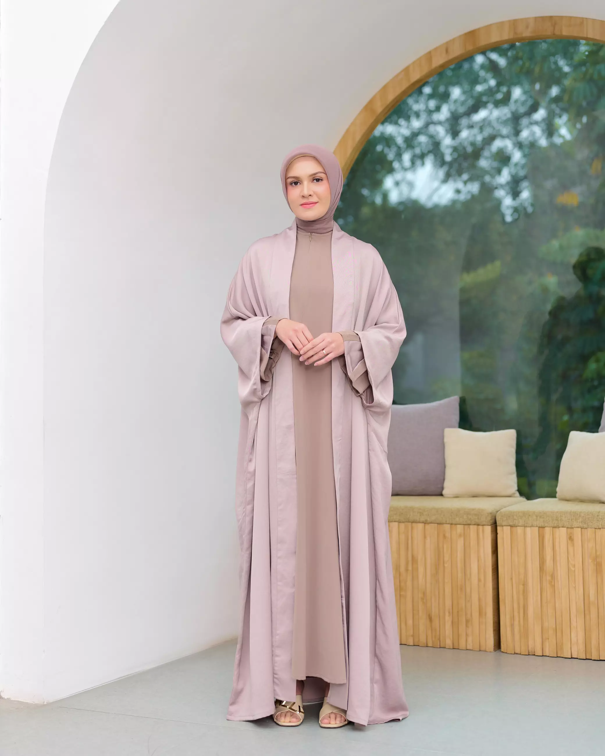 Jual TESTIMO By Sari Batubara Canis Abaya Oneset Taupe by TESTIMO bysb ...