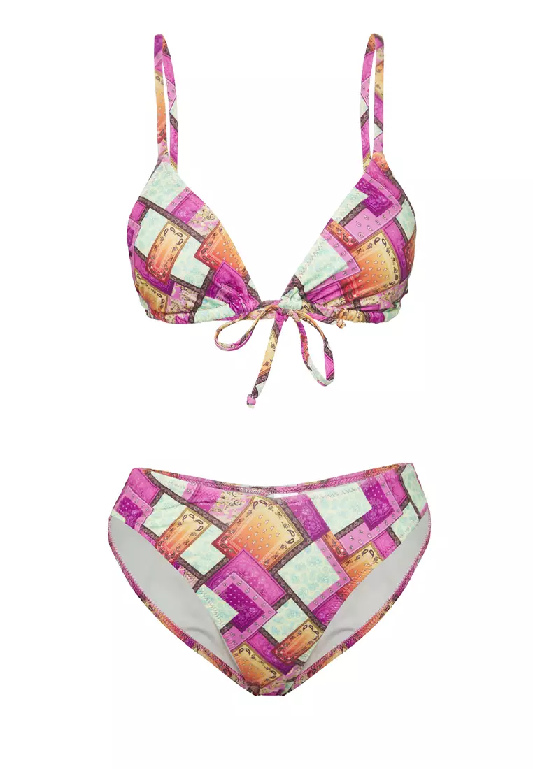 Buy Trendyol Geometric Patterned Triangle Regular Bikini Set Online ...