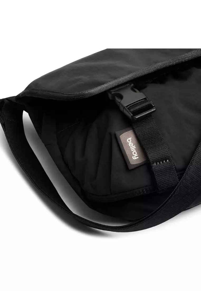 Buy Bellroy Bellroy Cinch Mini Messenger - Black Online | ZALORA Malaysia
