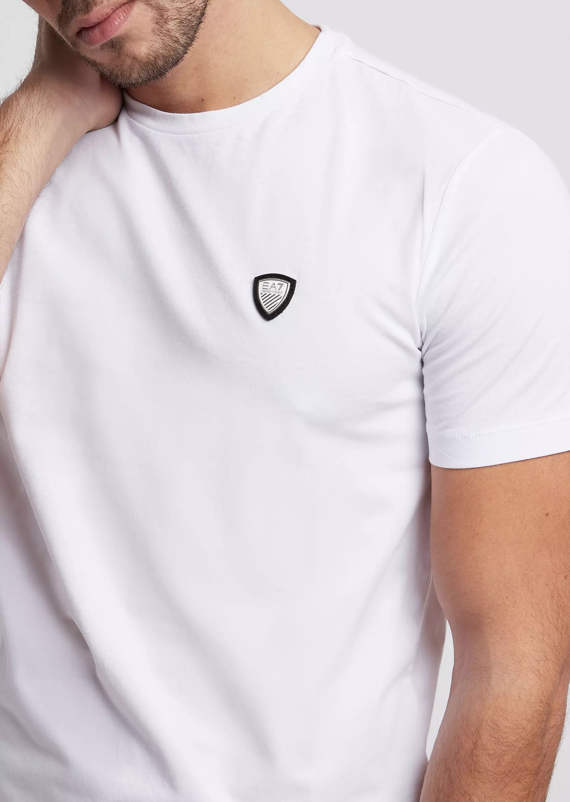 Jual EA7 Emporio Armani TRAIN CORE SHIELD M TEE ST Original 2025 ...