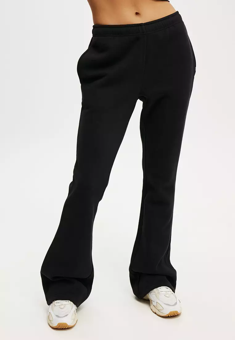 Flare sweatpants store