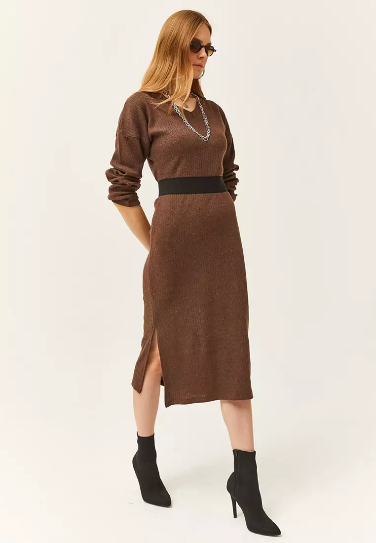 Buy Olalook Side Slit Detail Ribbed Dress 2025 Online | ZALORA