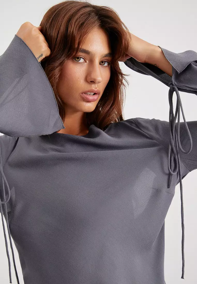 Buy GRIMELANGE Brandy Woven Waist Open Back Open Flare Sleeve Moroccan ...