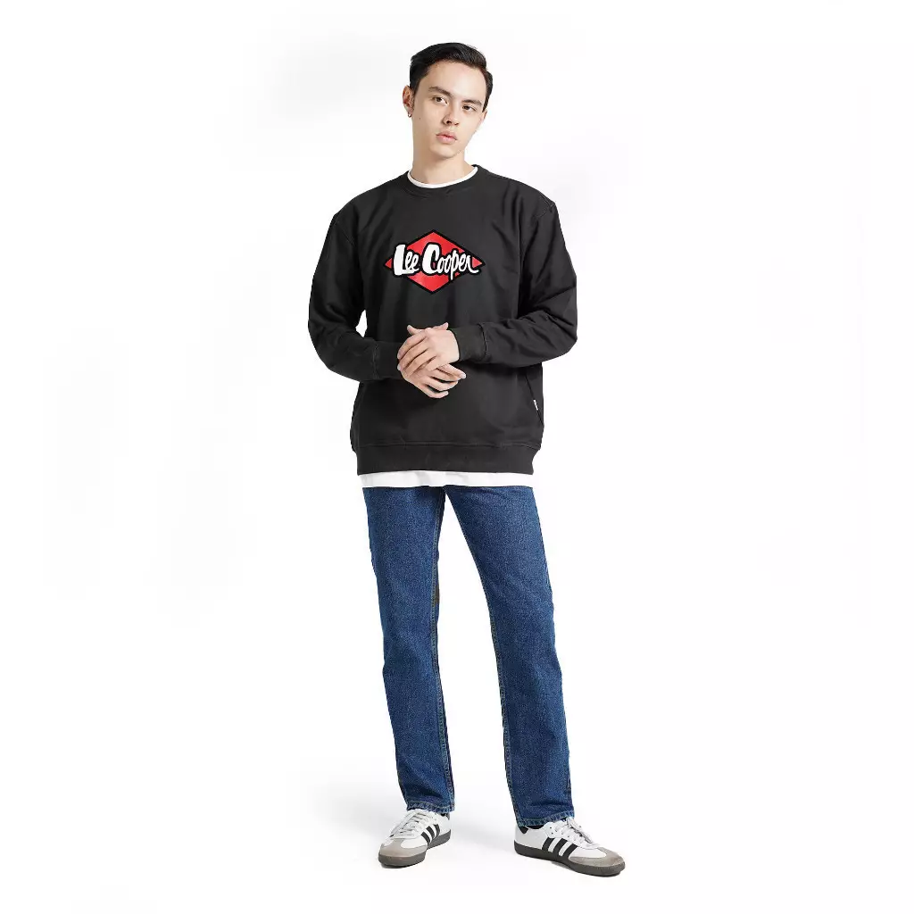 Jual Lee Cooper Lee Cooper Sweater Logo Retro Black Original 2025 ...