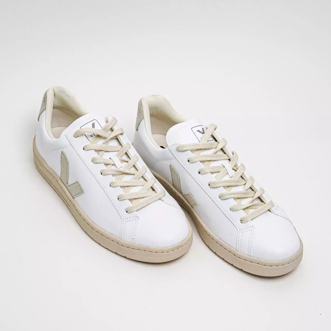 Jual Veja Veja Urca Low Top Sneakers Extra White Natural Men Original ...