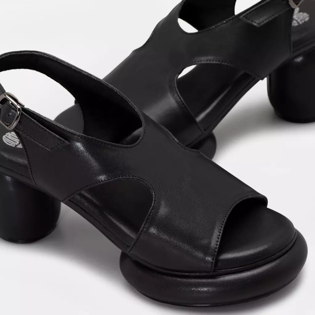 Jual Adorableprojects Cerulean Heels Black Original 2025 | ZALORA ...