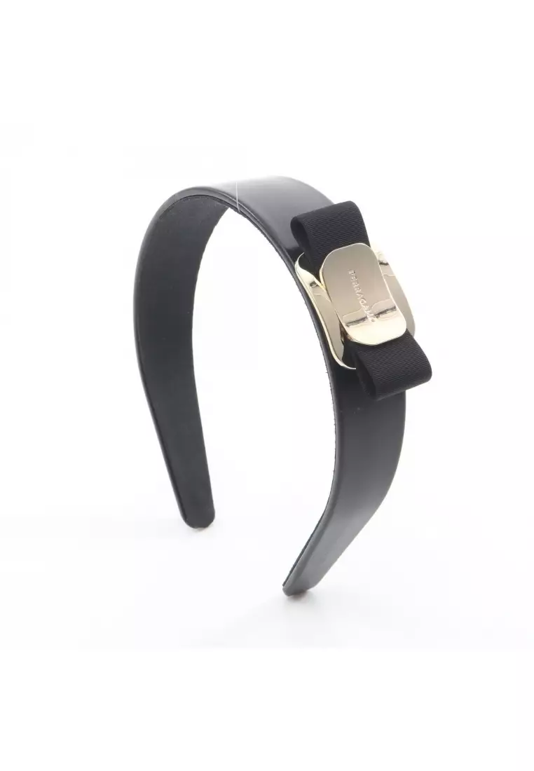 Buy Salvatore Ferragamo Pre-Loved Salvatore Ferragamo vara ribbon ...