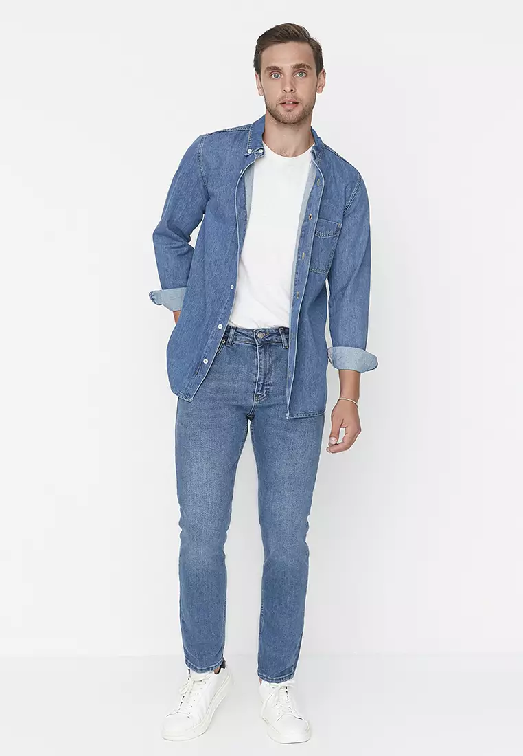 Denim & casual store