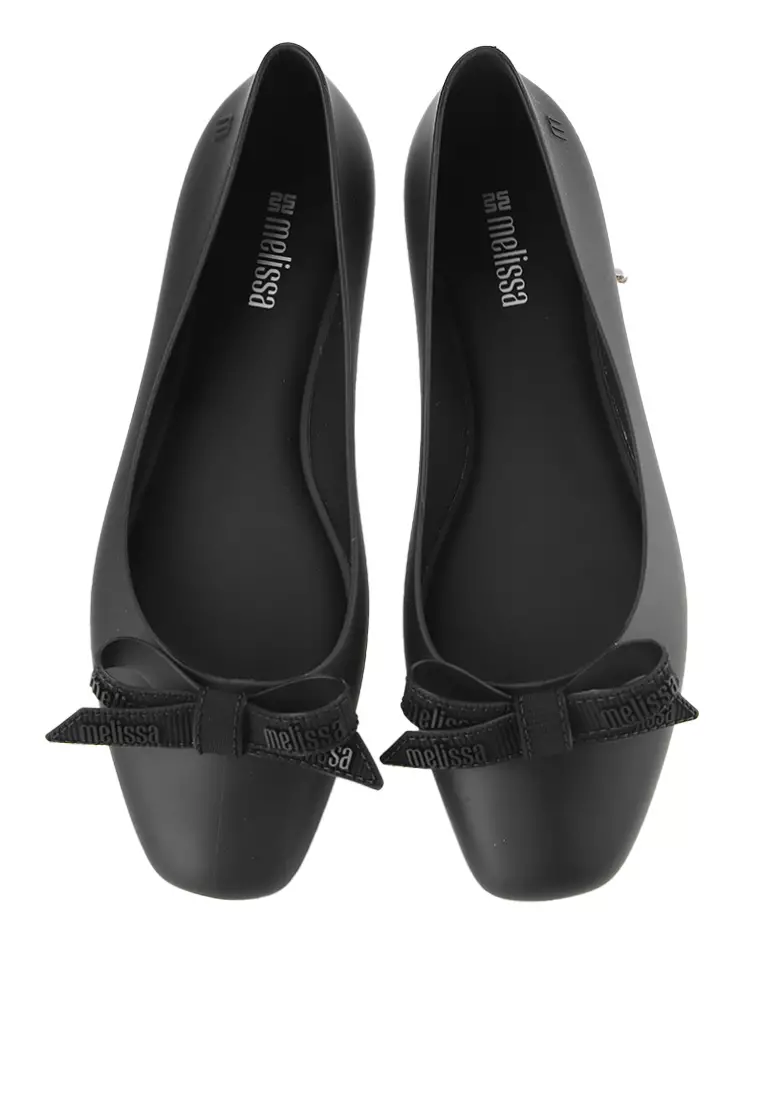 Jual Melissa Aura Basic M Lover Ad Original 2025 | ZALORA Indonesia