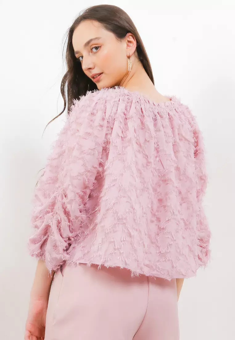 Jual Icons Ruched Sleeves Furry Jacquard Off Shoulder Blouse Original 2024 | ZALORA Indonesia