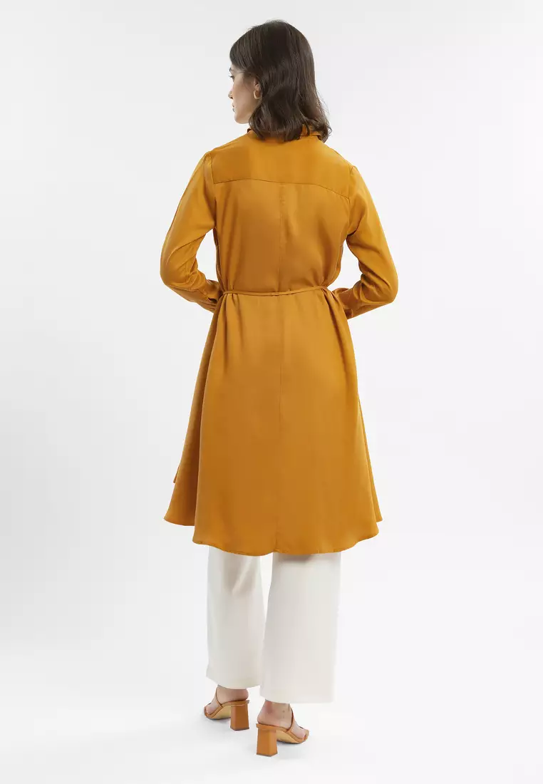 Jual Minimal Minimal Sophie Shirt Butternut Original 2026 | ZALORA ...