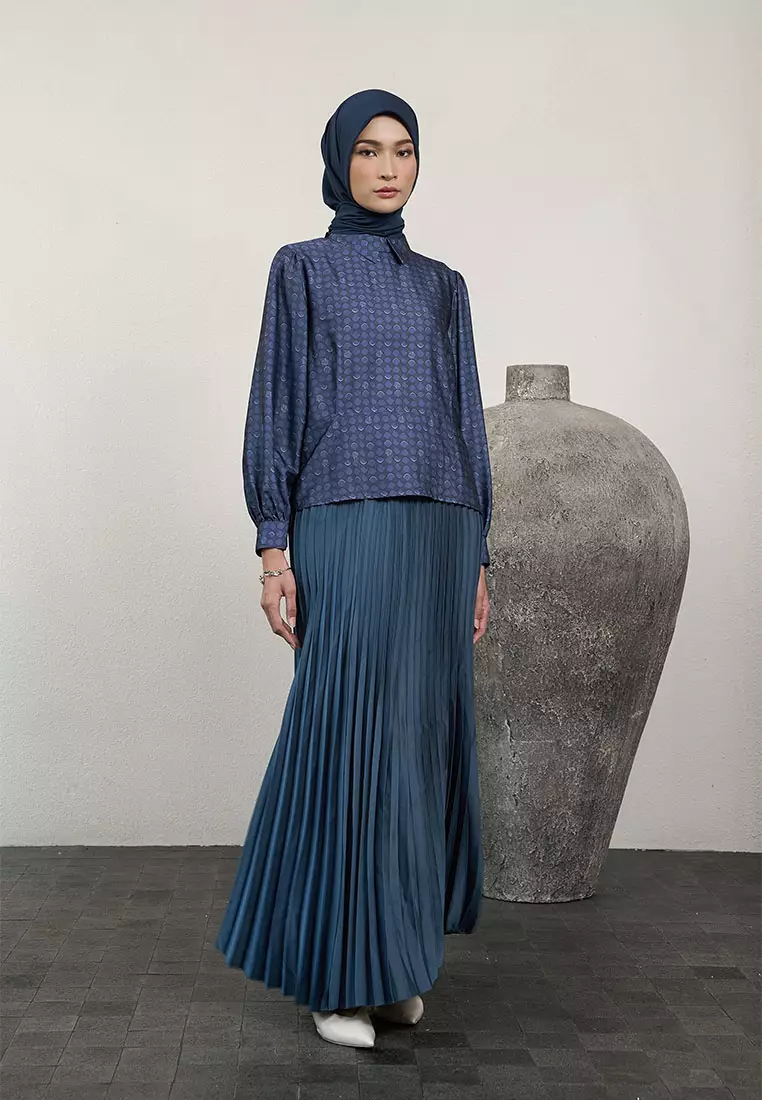 Jual KAMI Kami Nami Bishop Sleeve Top Navy Original 2026 | ZALORA ...