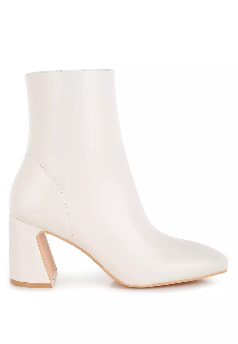 Jual London Rag Sepatu bot ujung persegi dengan warna putih pucat ...