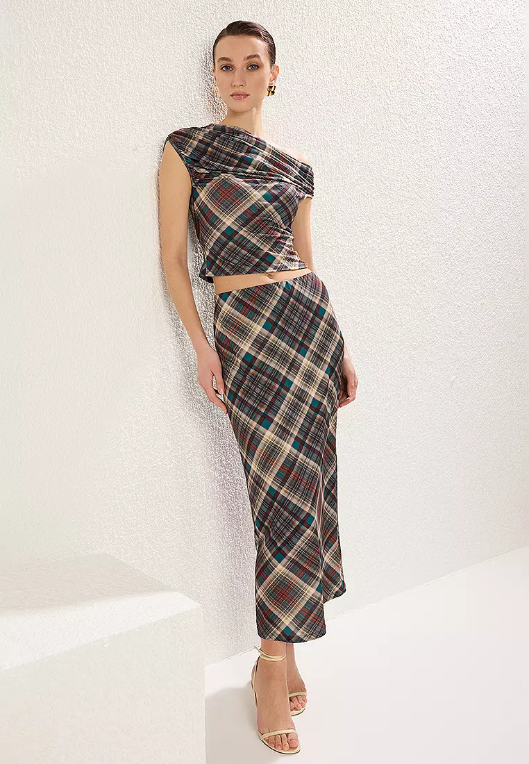 Buy Trendyol Multicolored Plaid With Gathered/Draped Detail ...