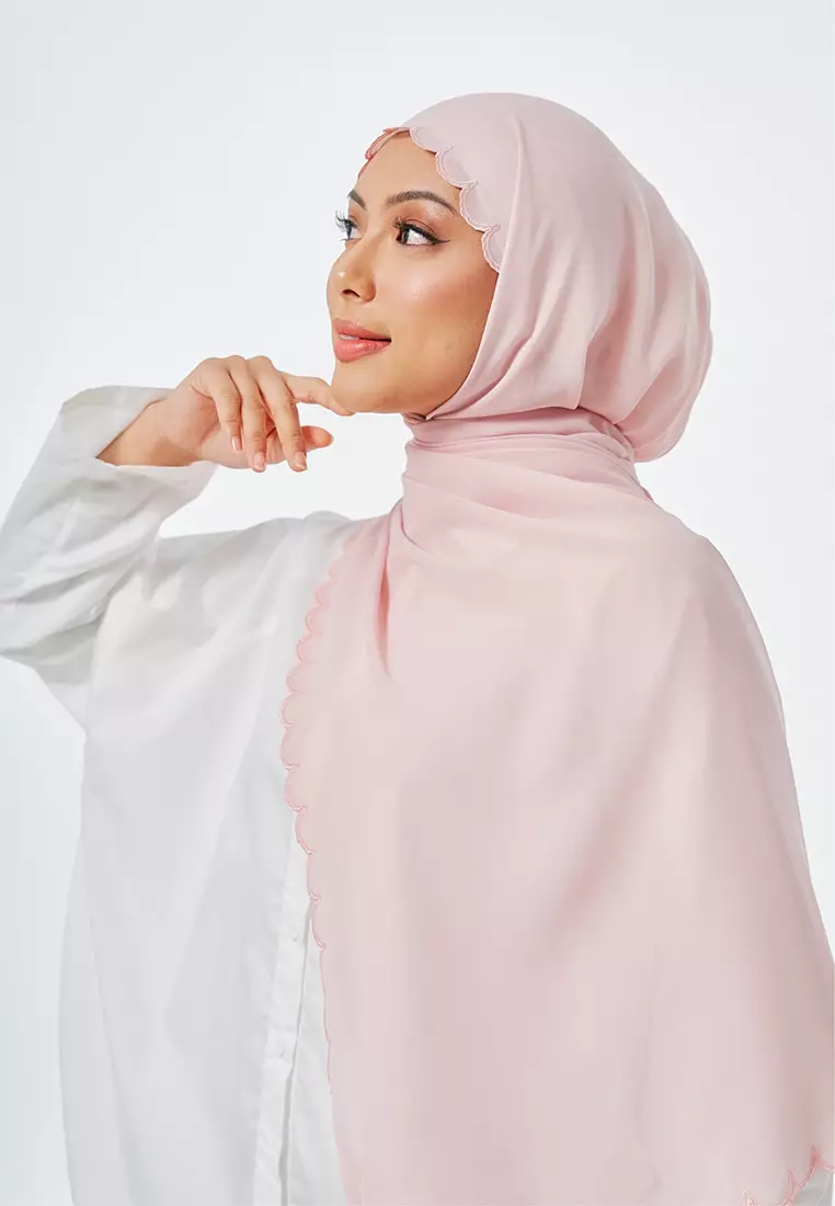 Buy UMMA Sulam Delima Scarf in Tulip Pink 2024 Online | ZALORA Philippines