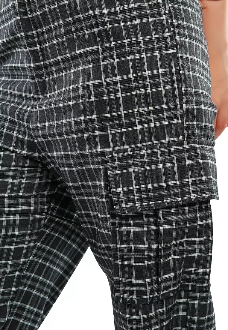 Buy London Rag Grey Checkered Cargo Jogger Pants 2024 Online | ZALORA Philippines