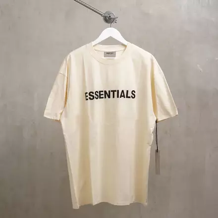 Essentials Original Official Store di ZALORA Indonesia