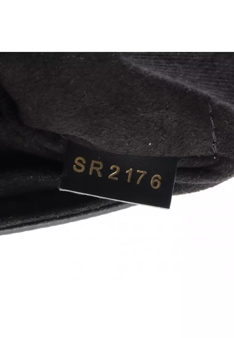 Buy Louis Vuitton Pre-Loved Louis Vuitton Twist MM owl Epi Noir chain ...