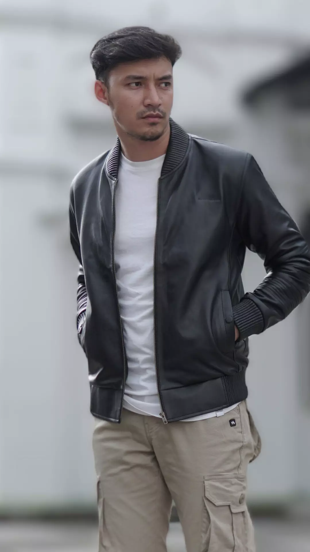 Jaket Kulit Pria Terbaru Up to 45% - ZALORA