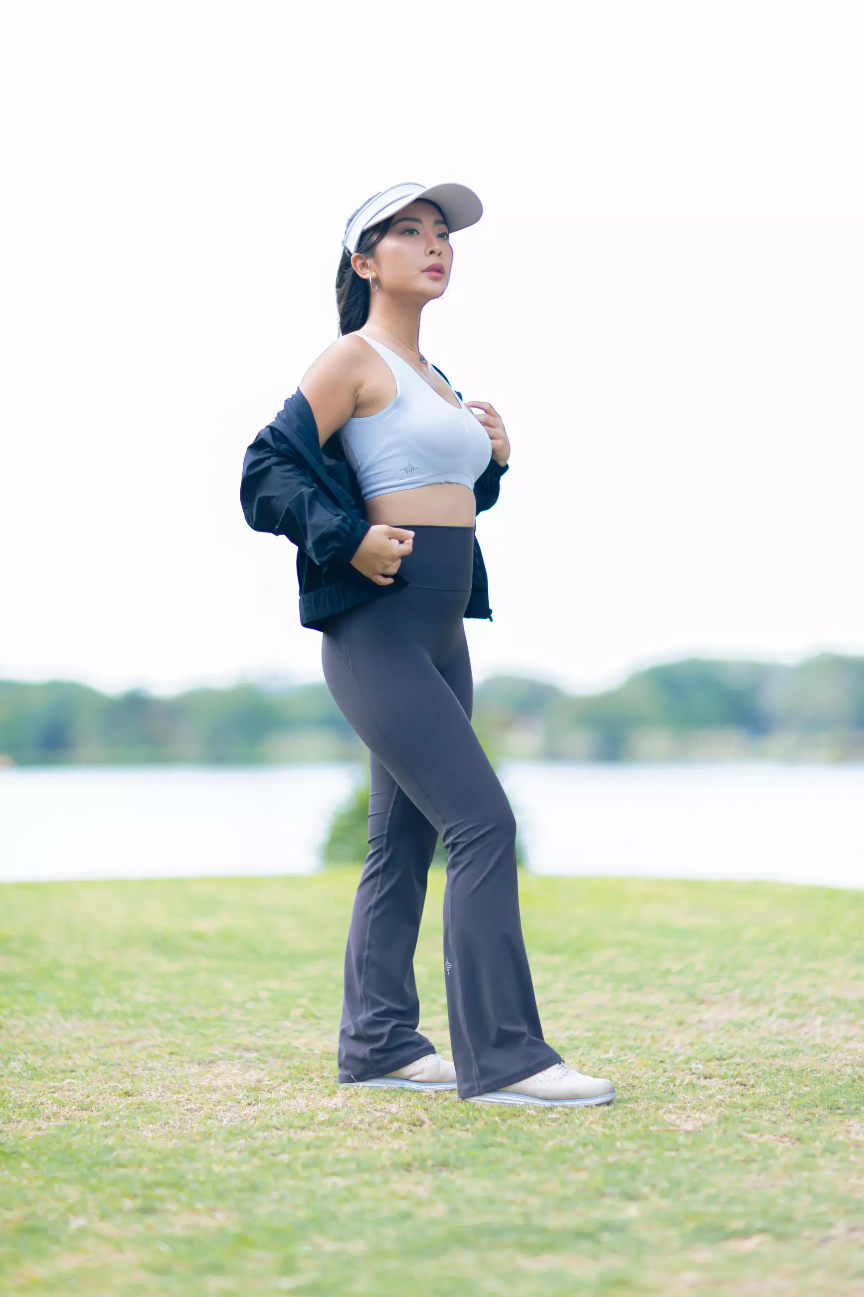 Jual Aura Florence Seamless Sports Bra Ice Blue Original 2024 | ZALORA ...